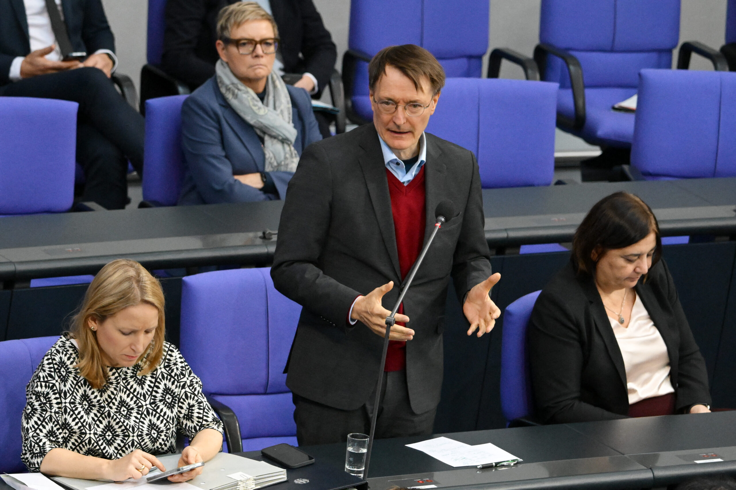 Lauterbachs umstrittene Krankenhausreform auf der Zielgeraden – Buzzard